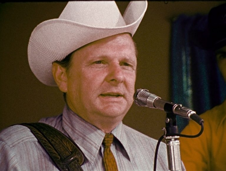 "The Shorthairs and the Longhairs": The Story Behind 'Bluegrass Country ...