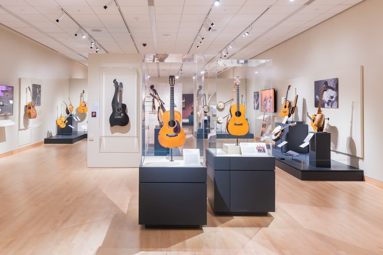 Acoustic America: Musical Instrument Museum's Exhibit Gathers Iconic ...